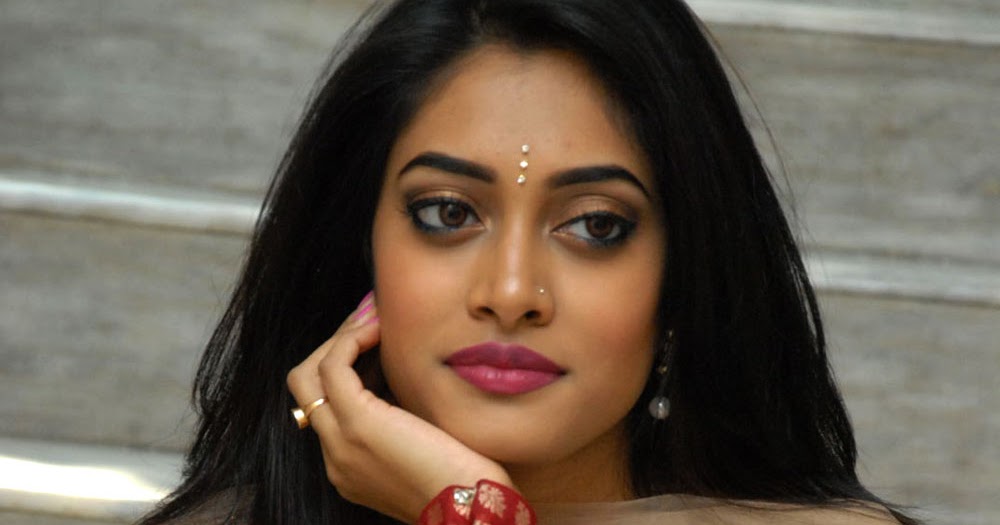 Chinna Cinema Heroine Sumona Chanda photos gallery