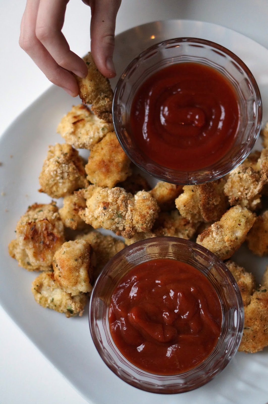 French's Ketchup Spicy Nugget Dip - Rebecca Lately