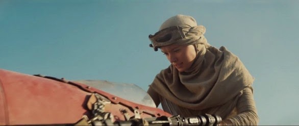 SNEAK PEEK : Images From "Star Wars: Episode VII- The Force Awakens"