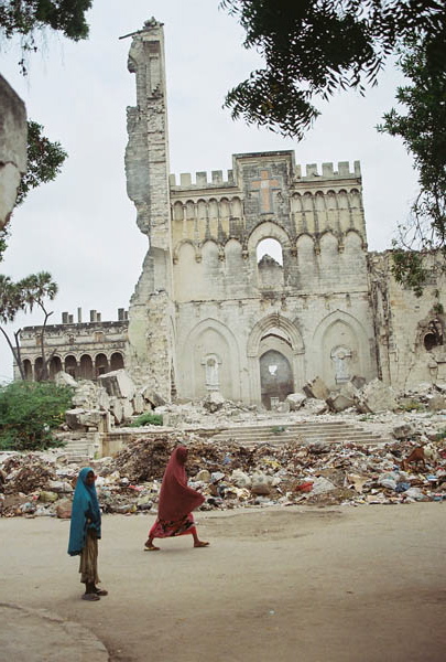Mary Harper: Mogadishu then and now