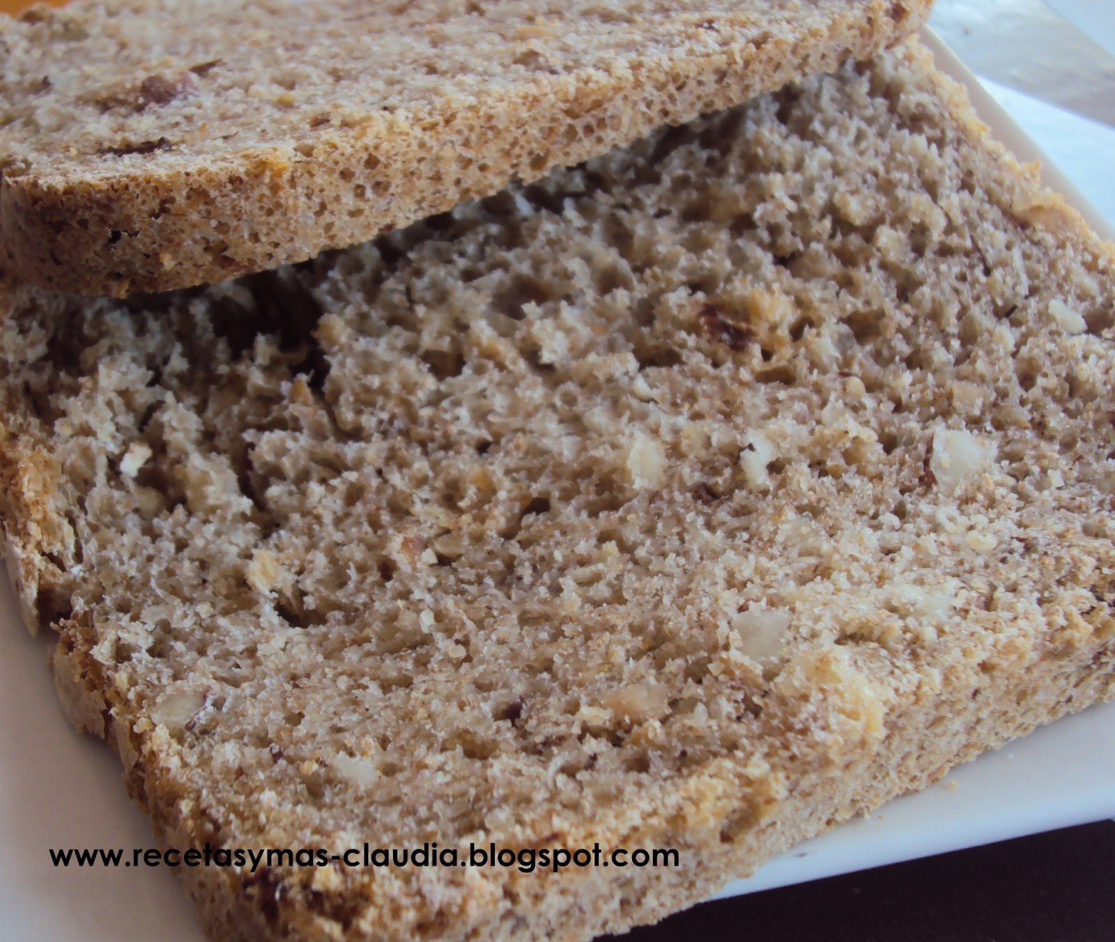 Recetas Clàudia : Pan integral con semillas y frutos secos