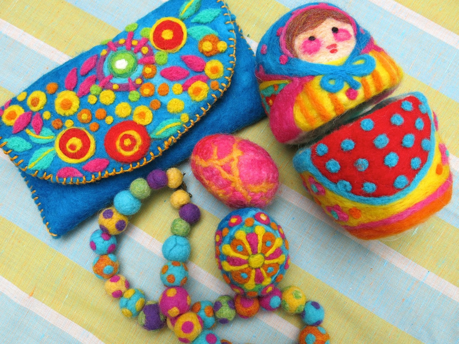 Cassie Stephens: DIY: Felted Matroyshka and Pysanky Eggs