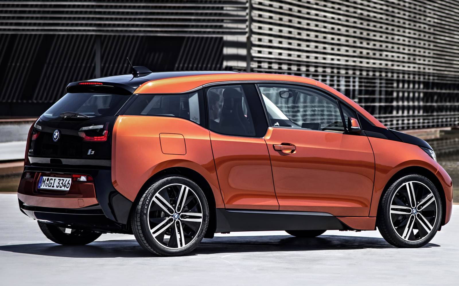 BMW i3 em testes no Brasil para lançamento no 2º semestre