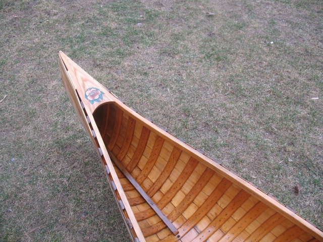 Ravenwood Blog: FOR SALE: Canadian Canoe Company Balmy/Chestnut Chum