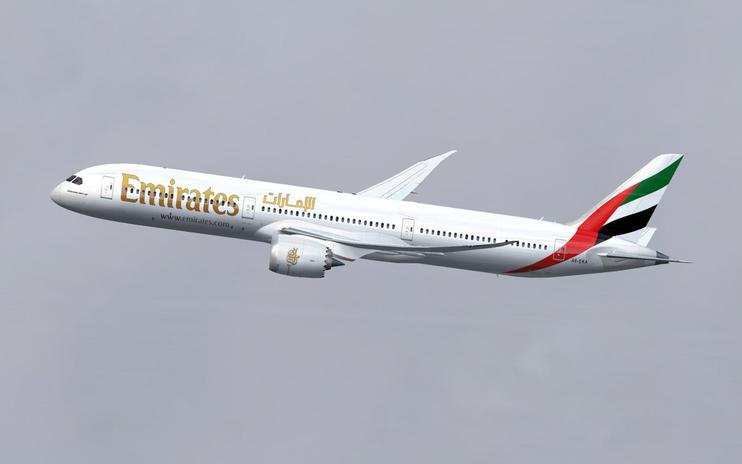 Direto da Pista: Emirates anuncia encomenda de 40 B787-10s por US$ 15,1 ...
