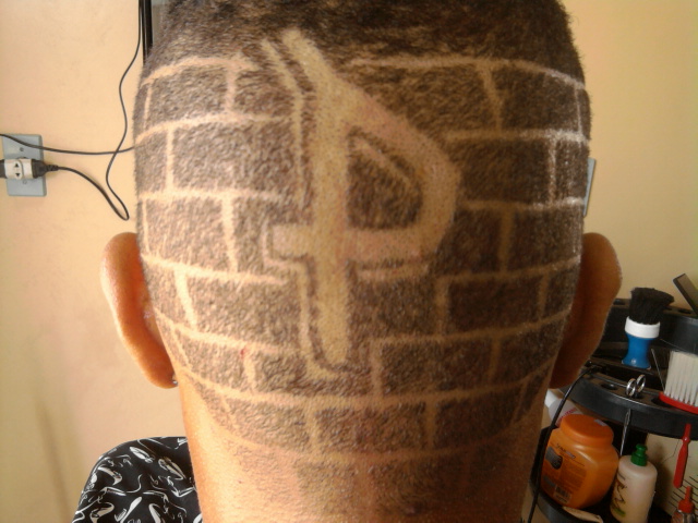 Gestos Nobres: Cortes Letras ou Palavras