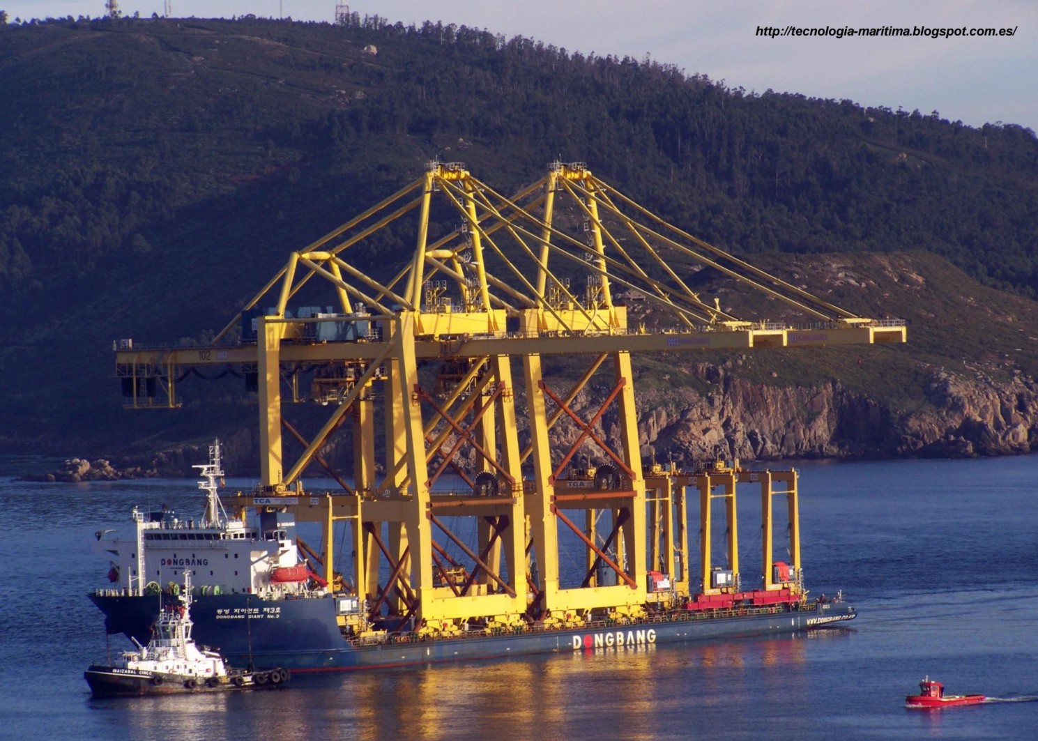 Nuevas grúas Post-Panamax en el puerto de Ferrol. Las Amarillas.