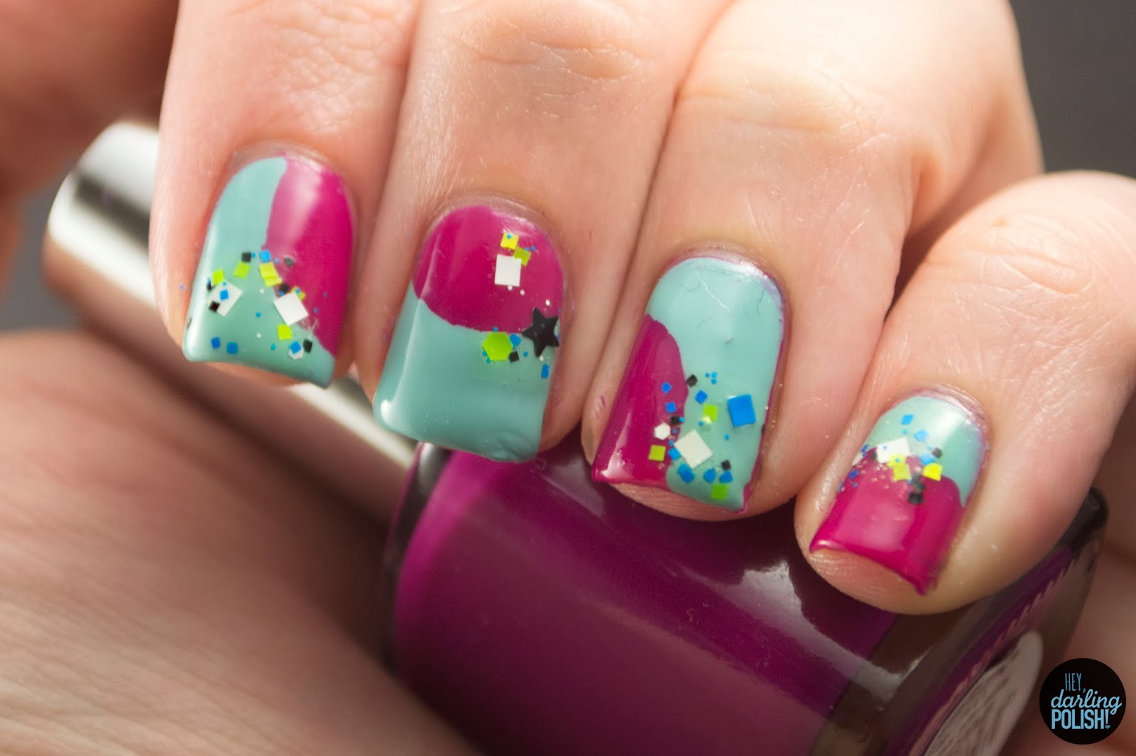 Hey, Darling Polish!: Nail-Art-A-Go-Go: Day 15 - Round & Square