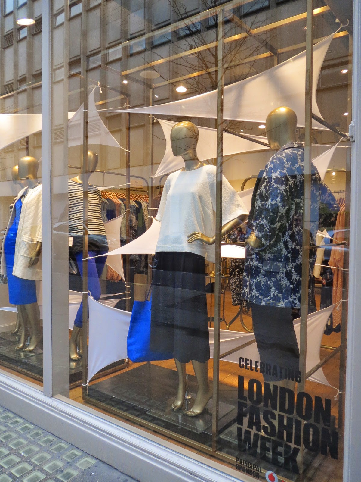 RetailStoreWindows.com: Phase Eight, London