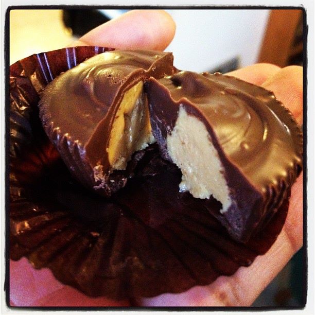 Kitchen Meets Culinary Clutz: Peanut Butter Cup Candy