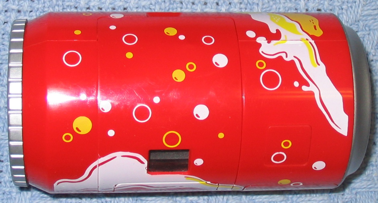 The Chens: The User's Review: Smile! 35mm Film Camera In Soda Can Shape