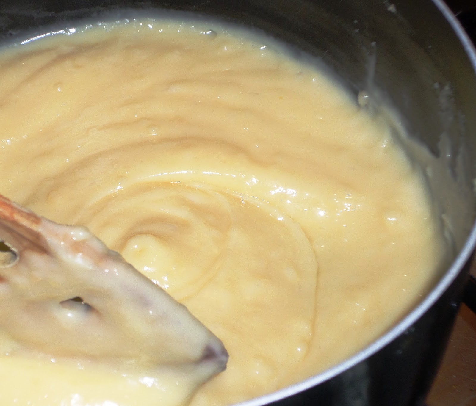 Dicas e Doces : Como fazer Creme de Pasteleiro