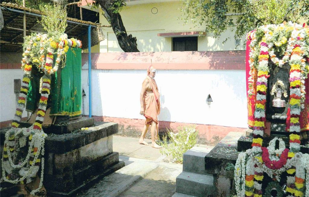 Tamilnadu Tourism: Kanchi Kamakoti Peetam, Kalavai, Vellore