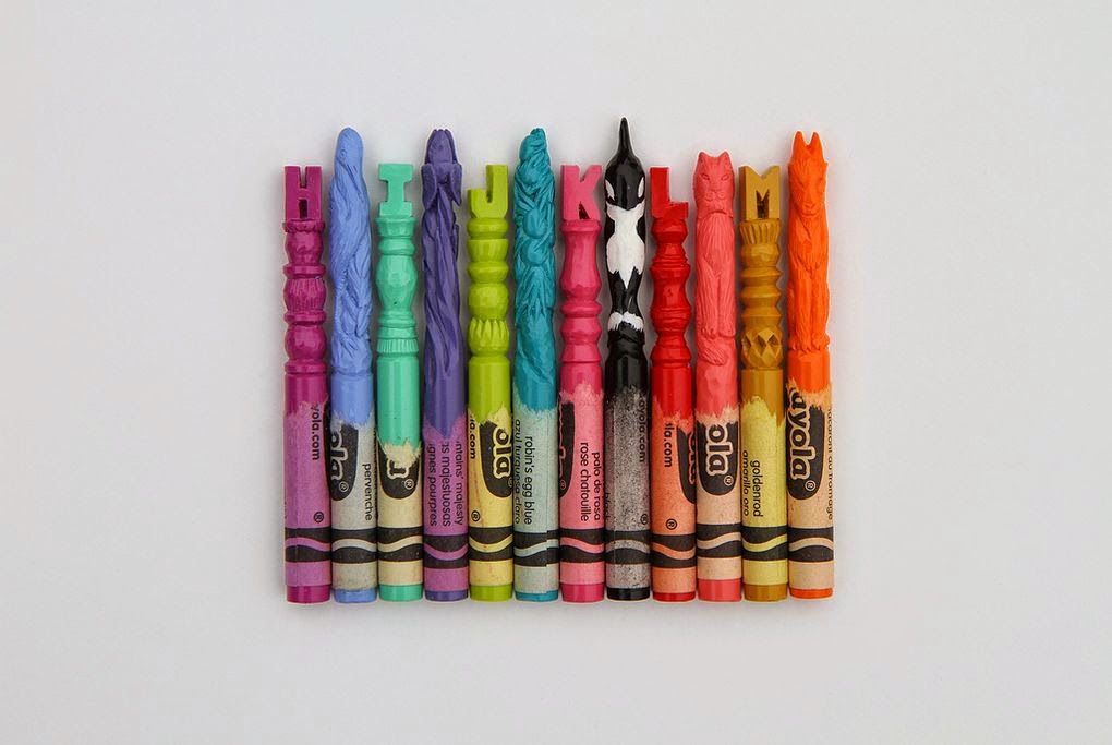 EsCuLTuRaS CoN CrAYoLaS