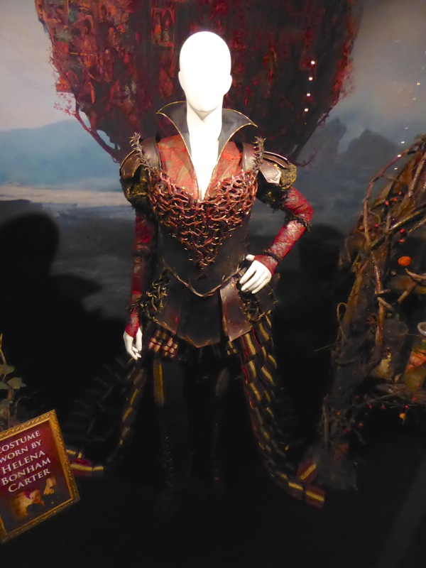 Hollywood Movie Costumes and Props: Red Queen Organic Armour costume ...
