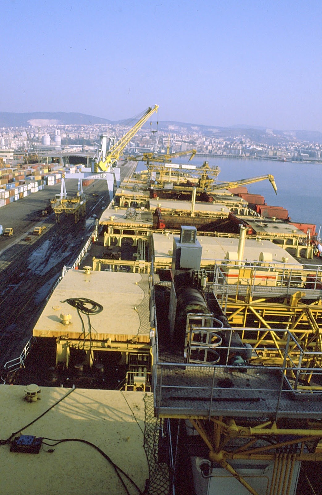 'ZIEN EN WETEN': TAGELUS M.S. SHELL TANKERS B.V. (DEEL 3)