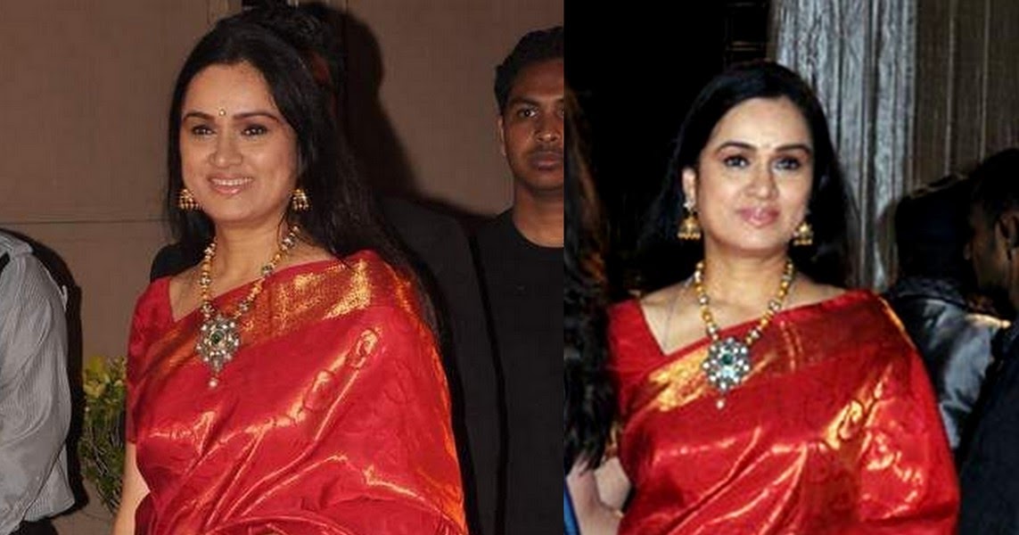 Padmini Kolhapure in Red Traditional Silk Sari - Saree Blouse Patterns