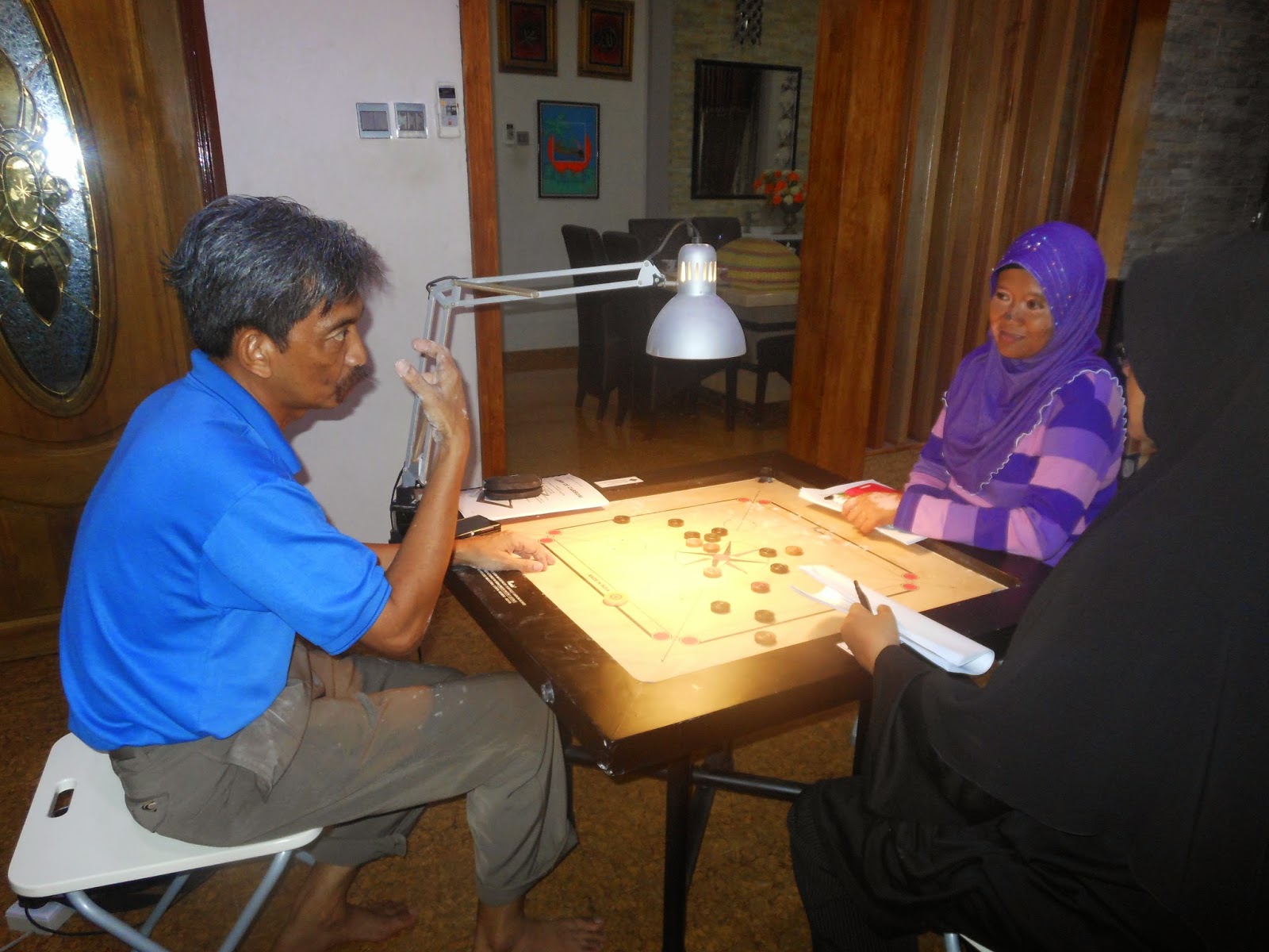 KOMUNITI KAROM ANTARABANGSA: SESI PENCERAHAN PERMAINAN KAROM ANTARABANGSA