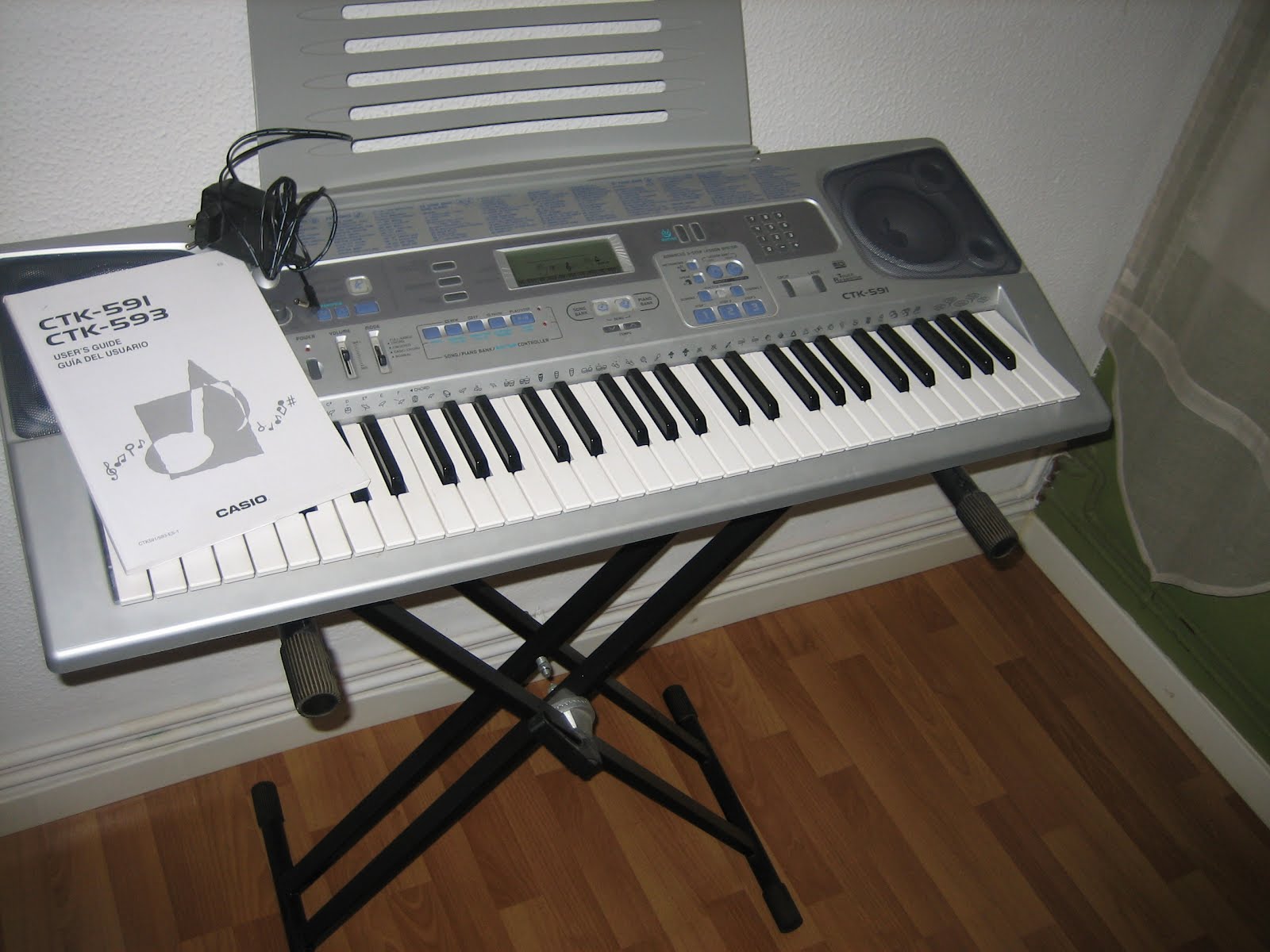 Zappa Guitar: Vendo Teclado Casio CTK-591