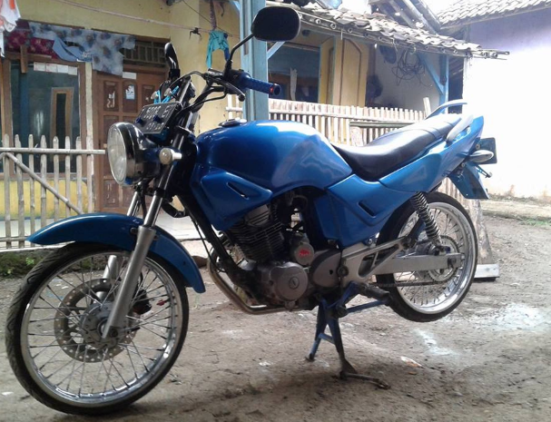 15 gambar Modifikasi motor honda Tiger warna Biru keren banget