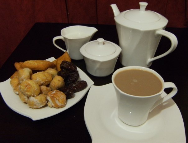 Shaah (Somali Tea) and Somali Sweets
