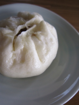 Da Washoku Kitchen: Homemade NIKUMAN (Chinese Steamed Bun with a ...