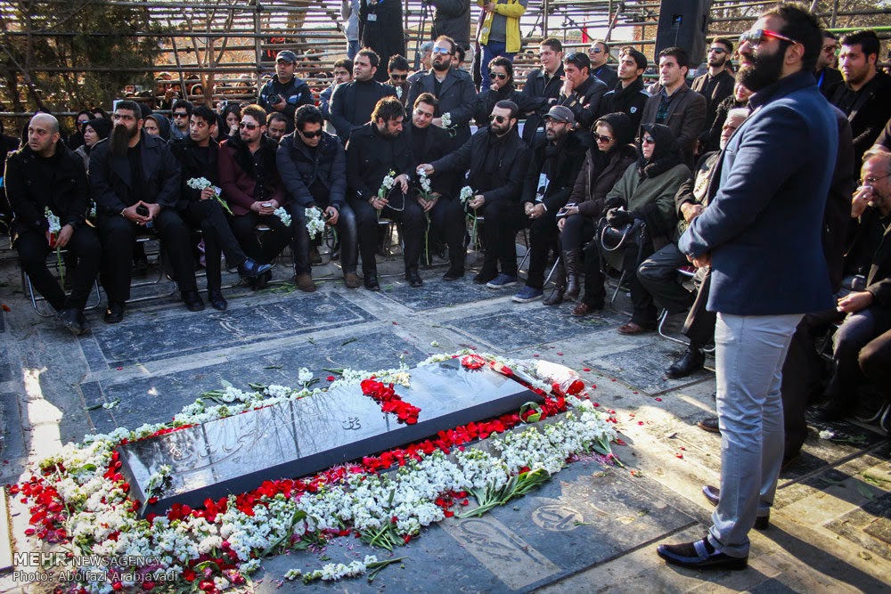 Nice Photos: Reliqious ceremony Morteza Pashai a famous singer