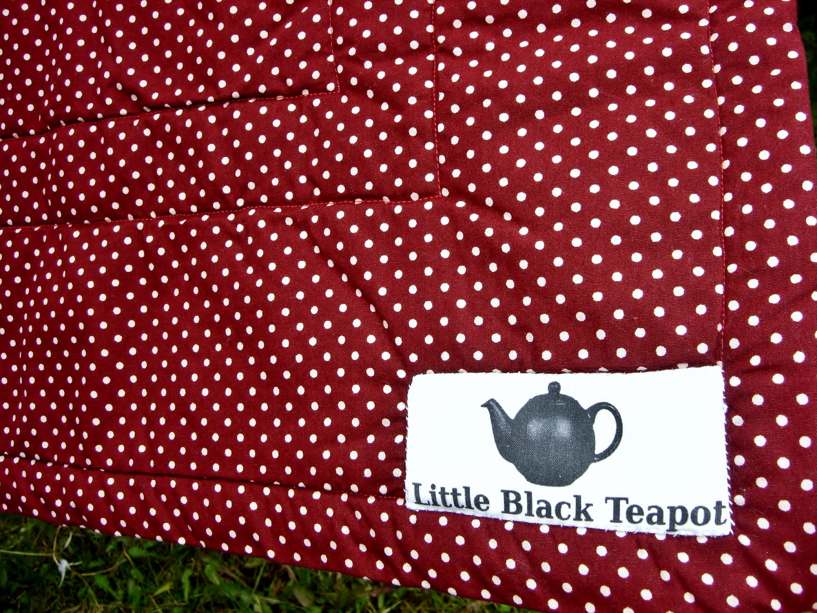 little black teapot: Chevron Quilt Tutorial