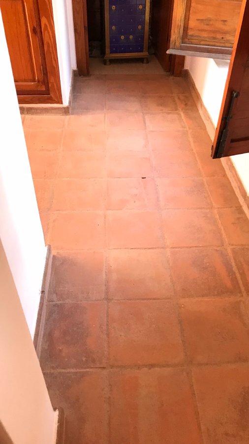 SUELO DE BARRO INTERIOR EN VERA (ALMERIA)