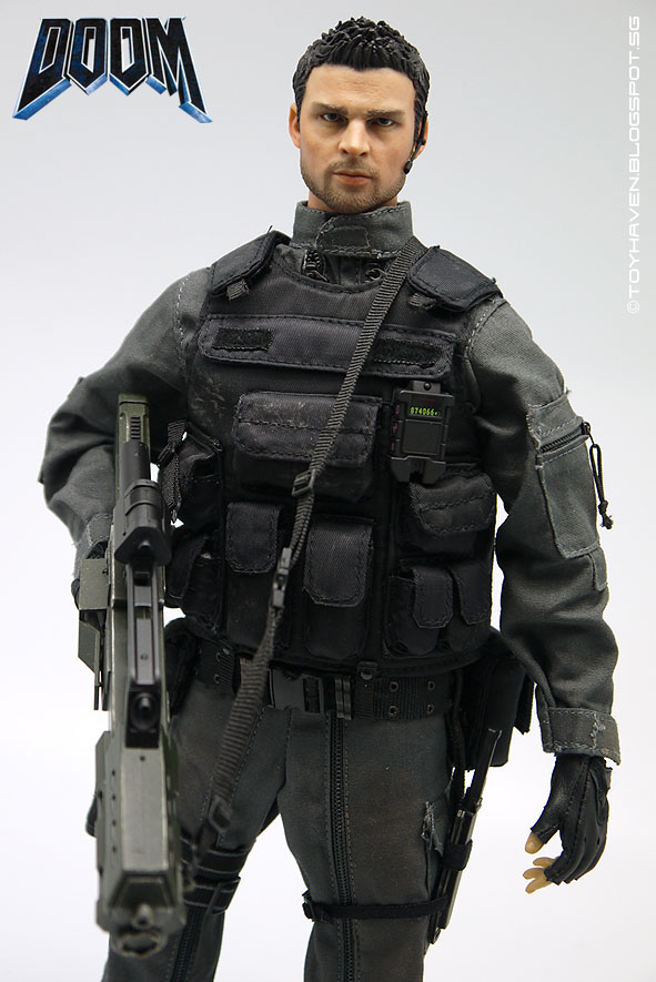 toyhaven: Review VTS 1/6th Scale Dark Soldier 12" Figure or Karl Urban ...