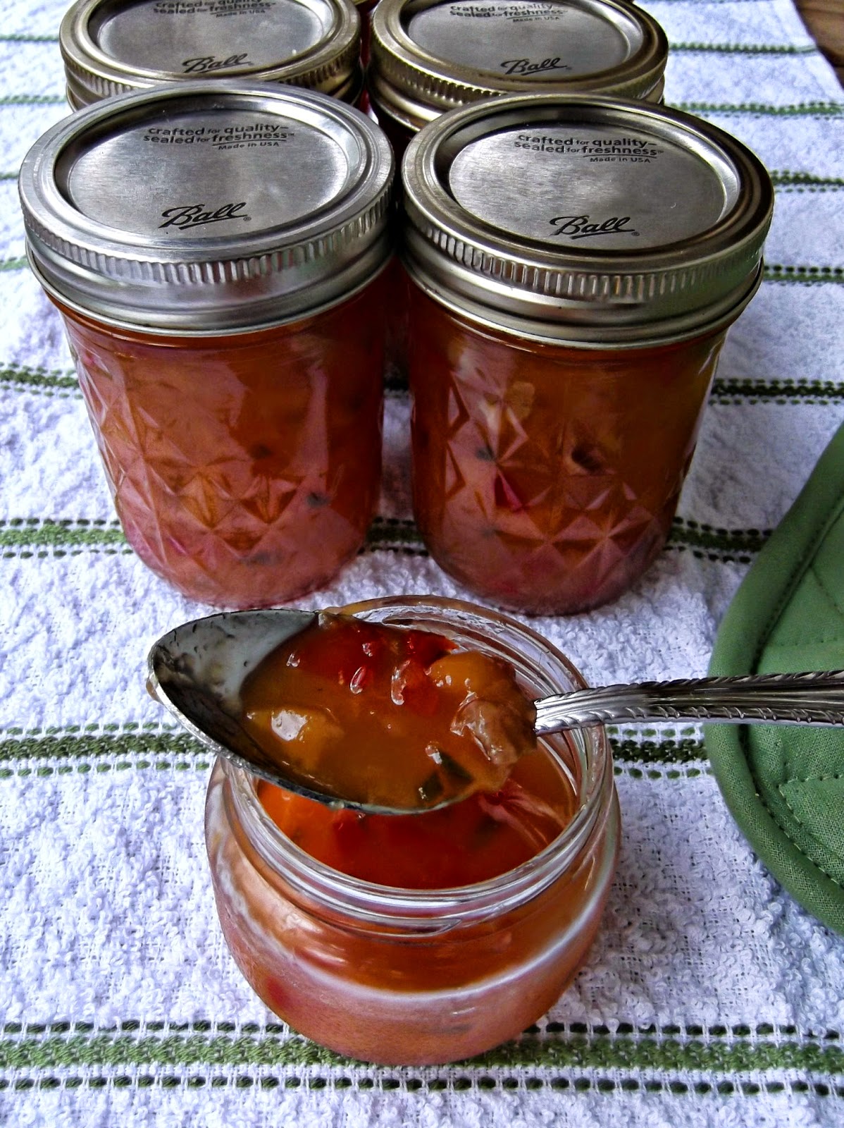 What's For Supper?: Pecan Peach Pepper Preserves