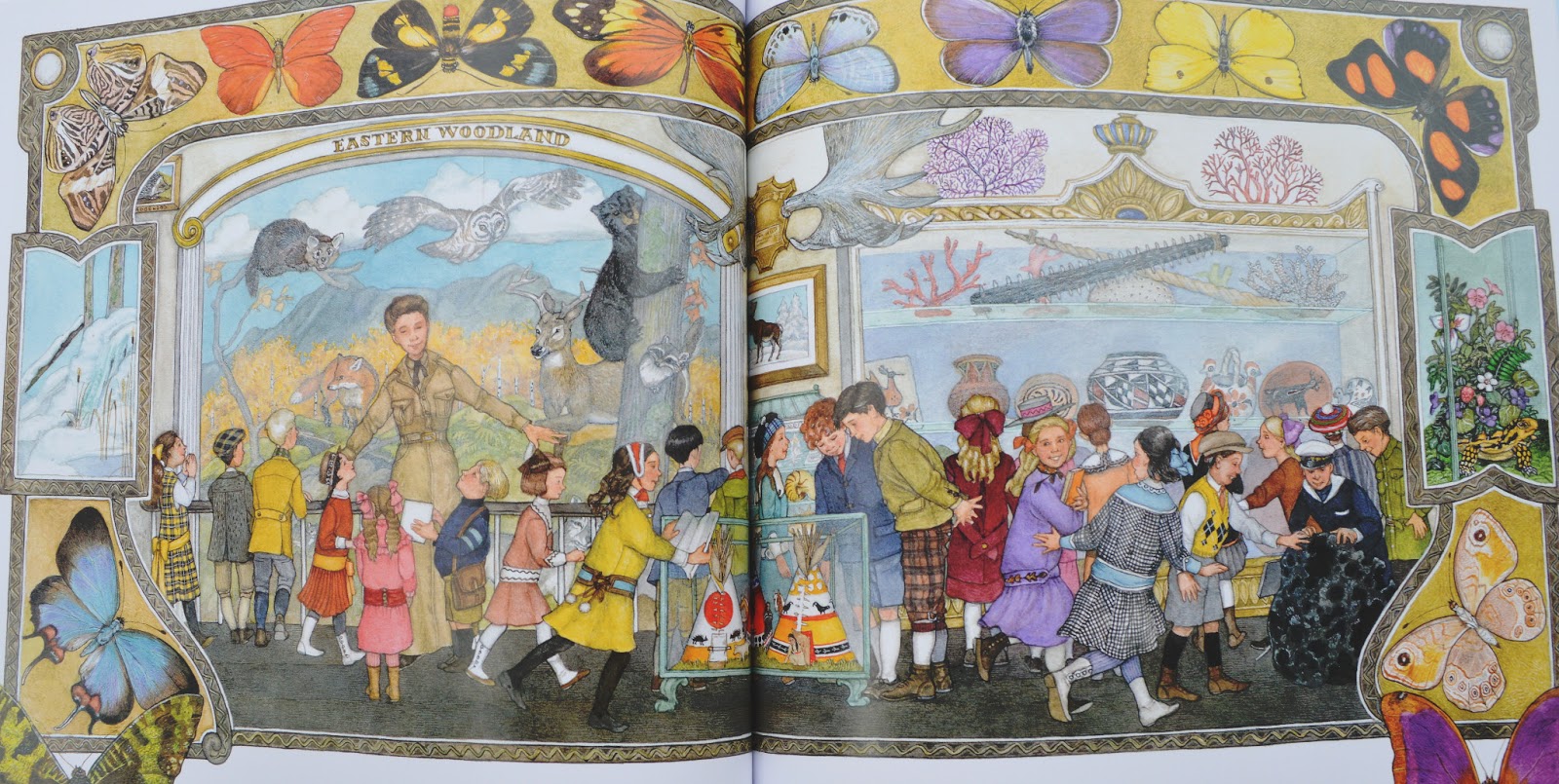 TEXTILE TROLLEY: A book review: Mossy by Jan Brett