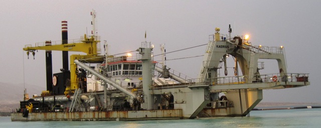 Offshore Engineering: Trenching for subsea pipeline