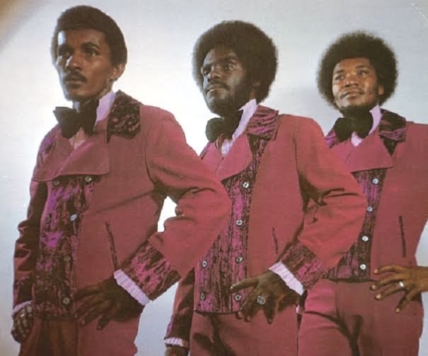 Reggaediscography: THE TAMLINS - DISCOGRAPHY (Reggae Vocal Trio)