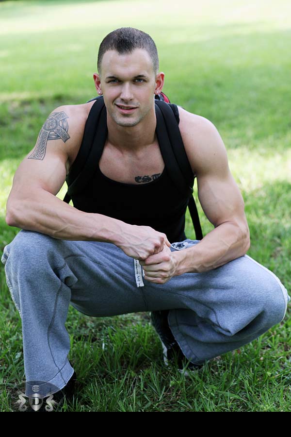 Profile of male fitness: Picture About Male Model Masculine Mag Chris W ...