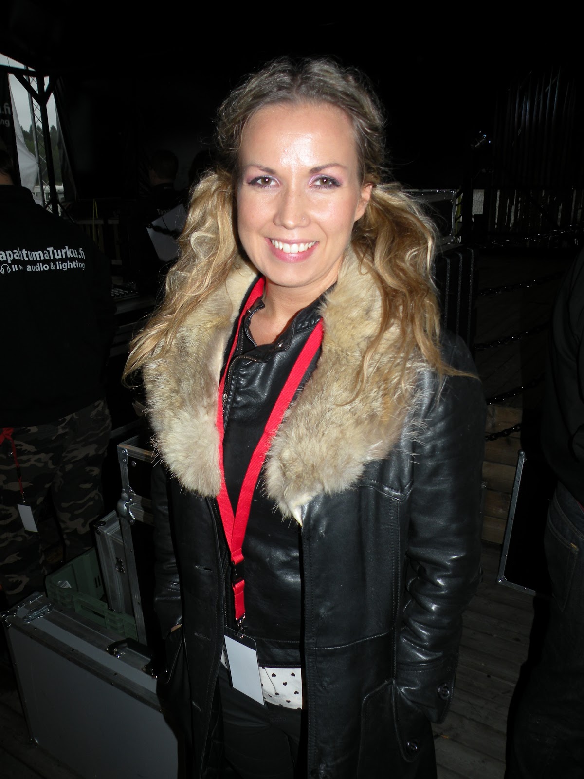 Kaislatuuli: Kaarinan Sikajuhlat