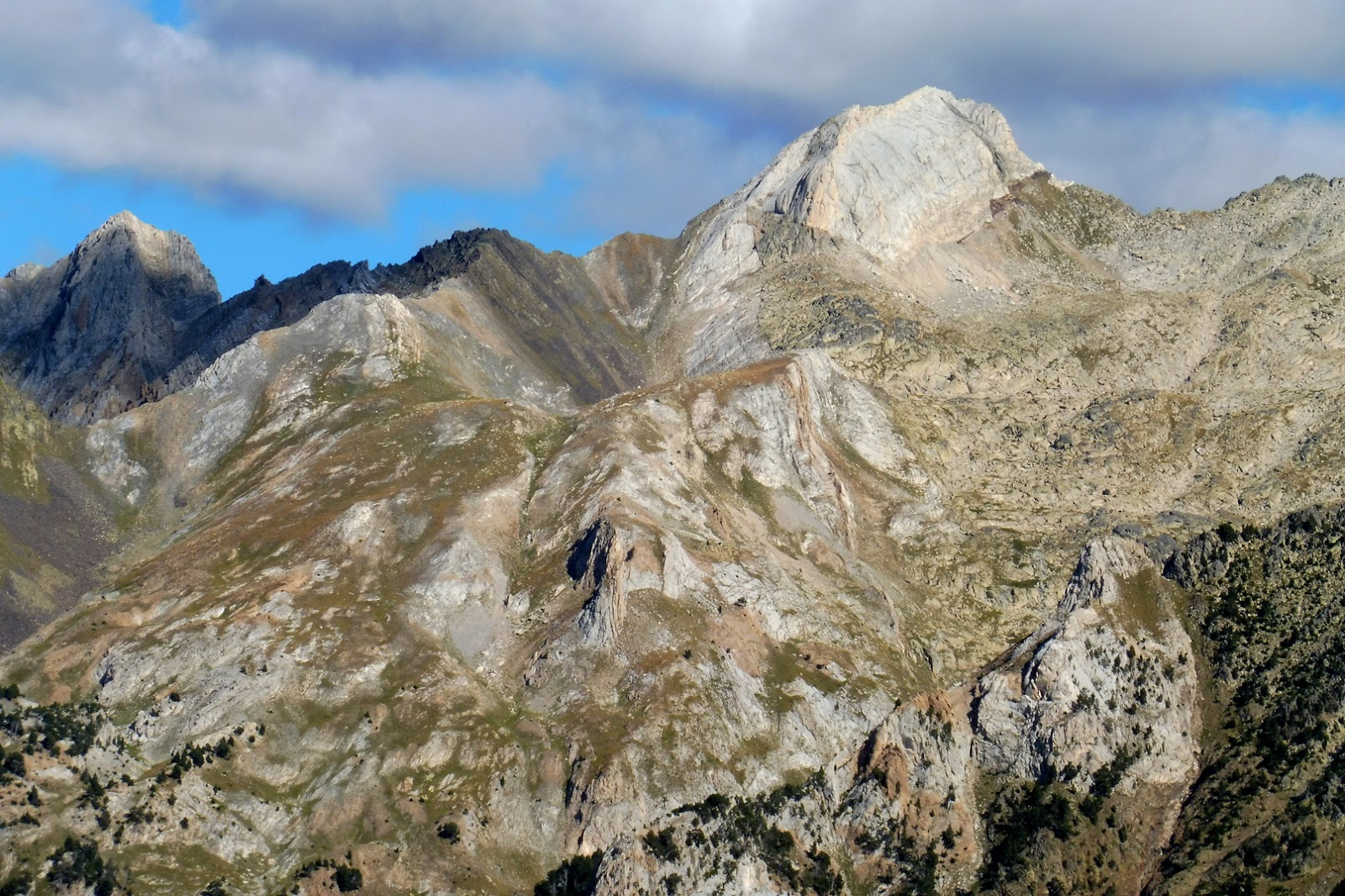 rocayflor: Pico Estós / Tuca El Dalliu