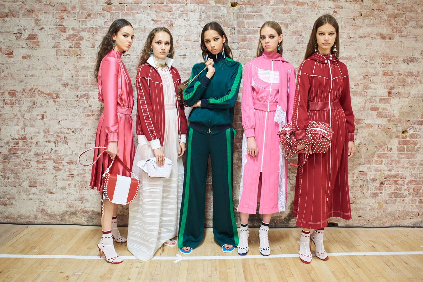 Backstage Valentino Resort 2018 | Cool Chic Style Fashion