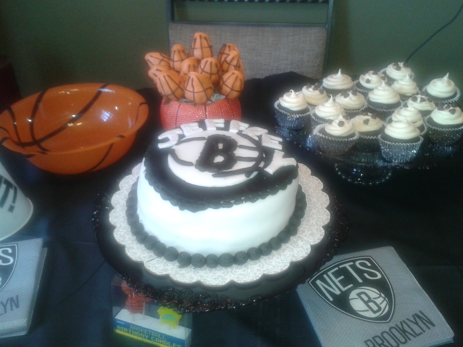 Melinda's 3 Sweets: Brooklyn Nets Themed Cake