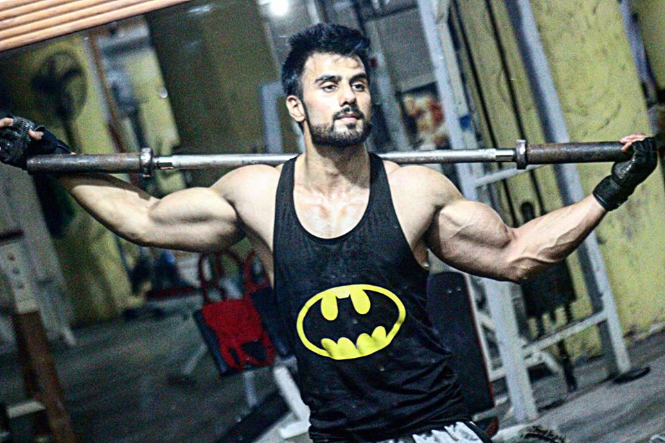 world bodybuilders pictures: PAKISTANI BODYBUILDER MUGHAL WALEED