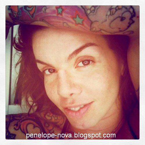 Penélope Nova: março 2011