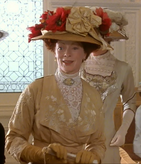 Beauty From Ashes: Ruth's Butter Yellow Tea Suit