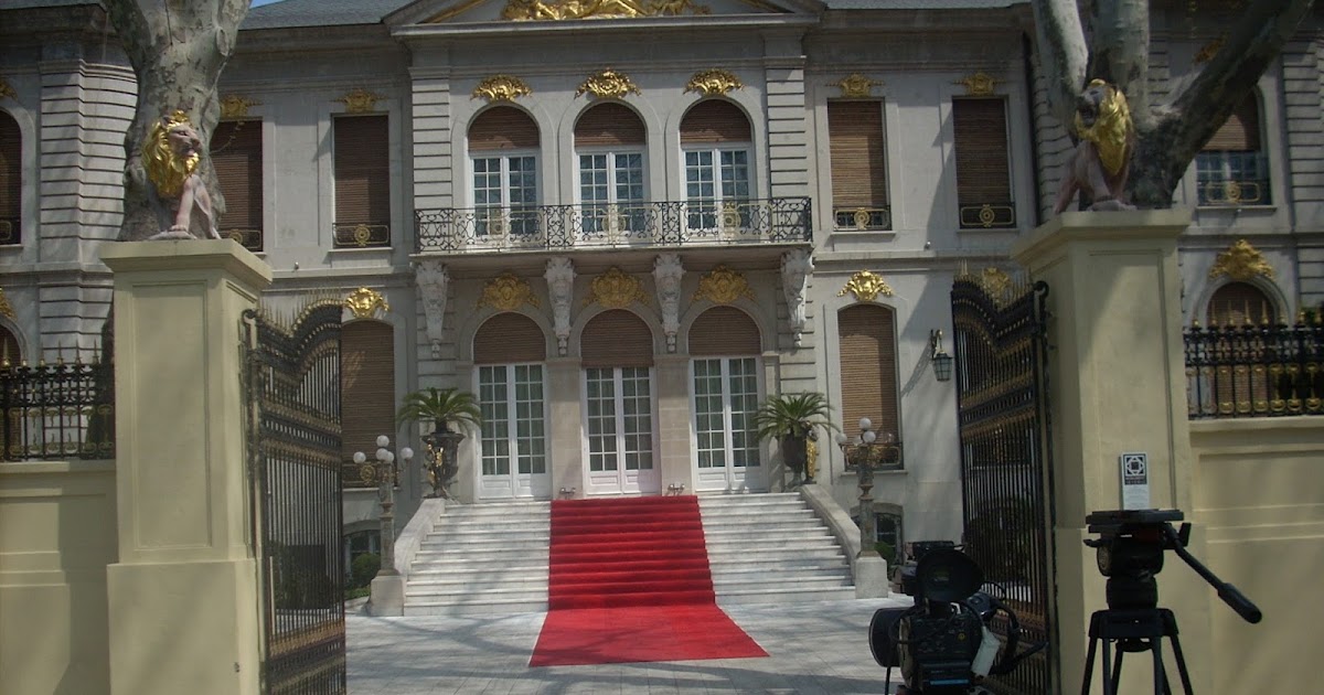 z b a t e r i - blog cu intentii bune: Casa lui Gigi. Becali.