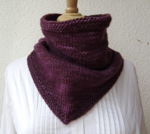 Daily Knitting Patterns: Bandana Cowl - free Pattern
