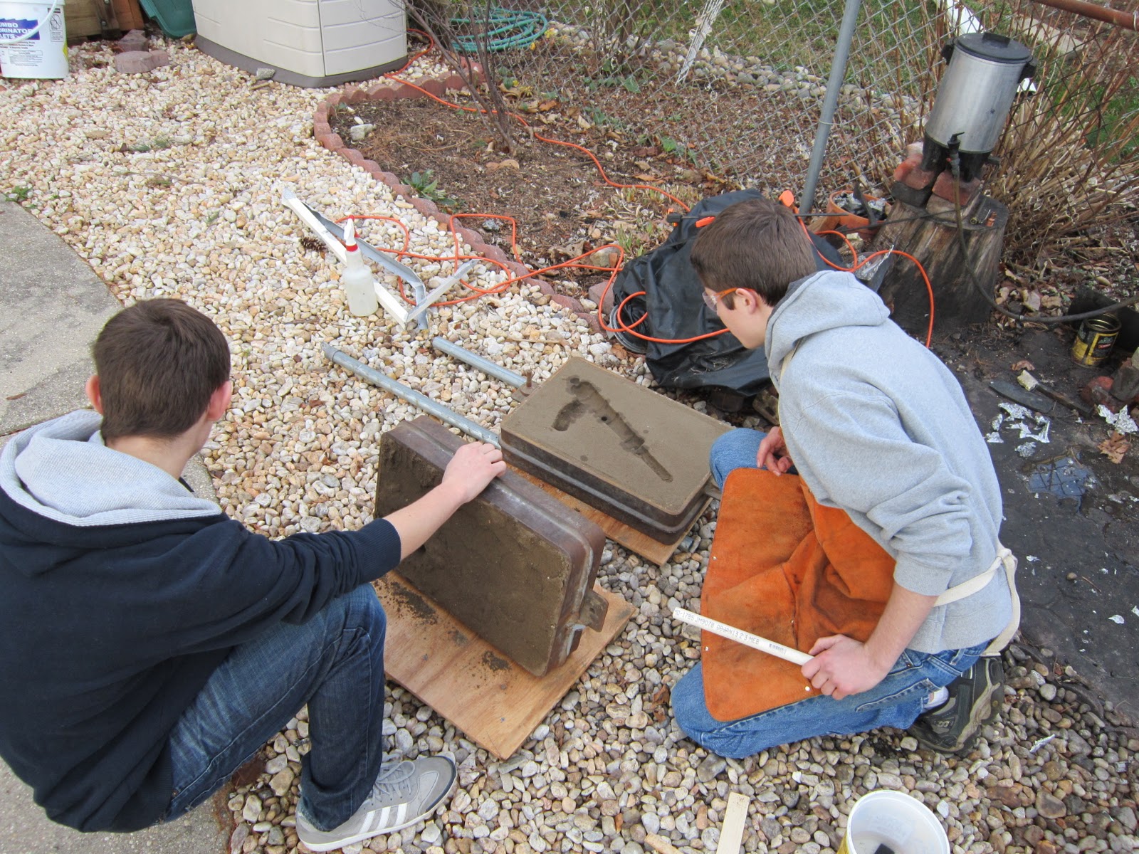 Maniac Mechanics: Cannon Casting