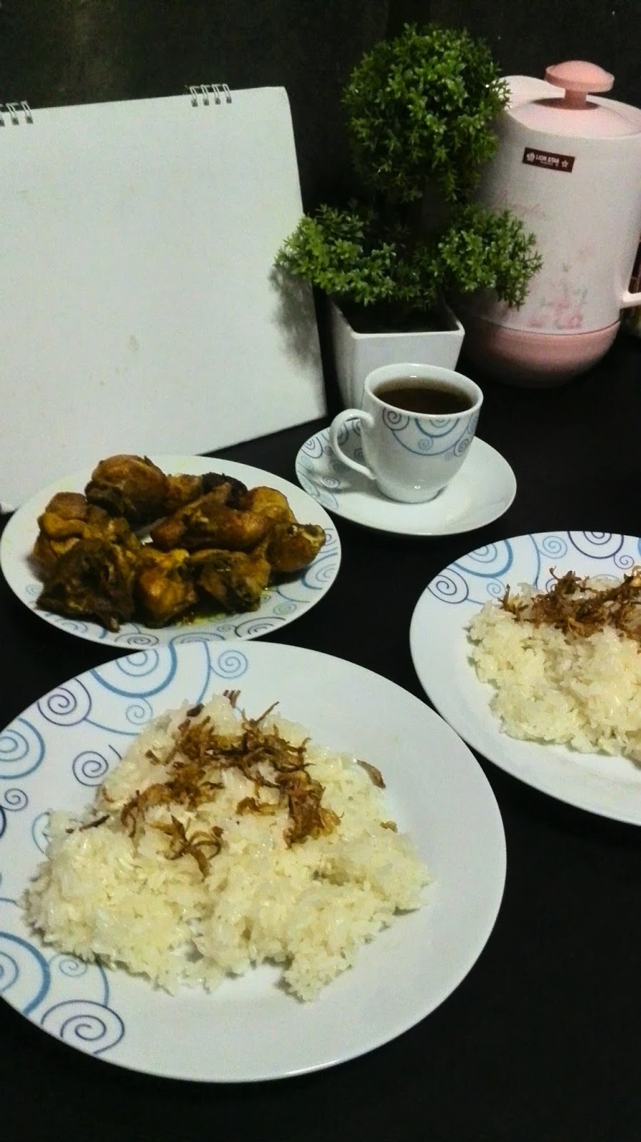 namakucella: PULUT AYAM LAGII..