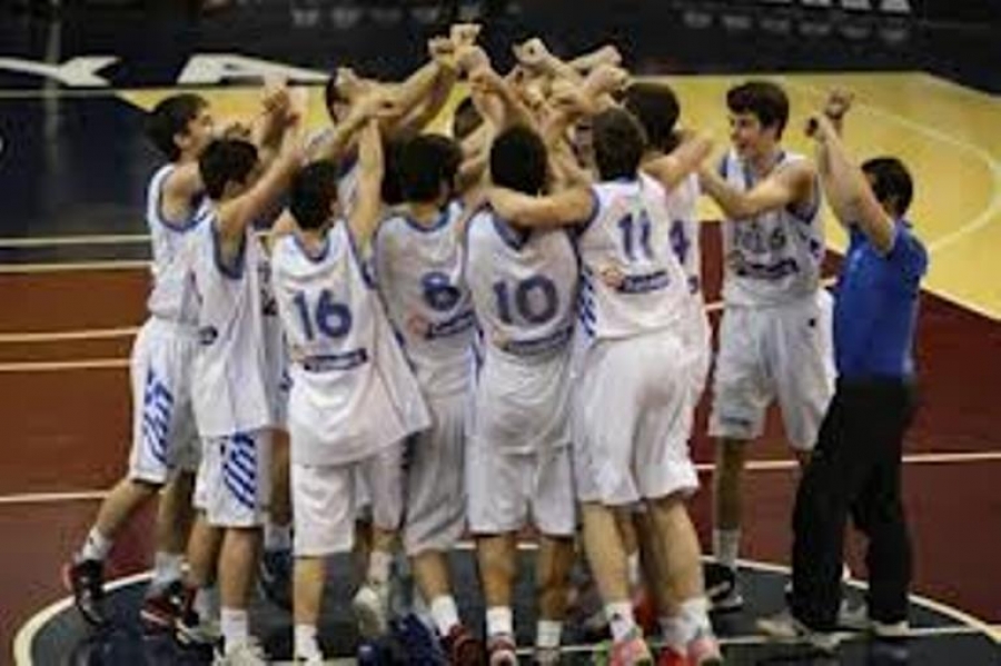 ΤΟΥΣ ΕΣΤΗΣΑΝ ΣΤΑ ΤΕΣΣΕΡΑ ΚΑΙ ΤΑ ΑΛΛΑ ΦΑΝΤΑΣΤΕΙΤΕ... ΑΓΡΙΟ ΣΕΞ ΣΤΑ ...