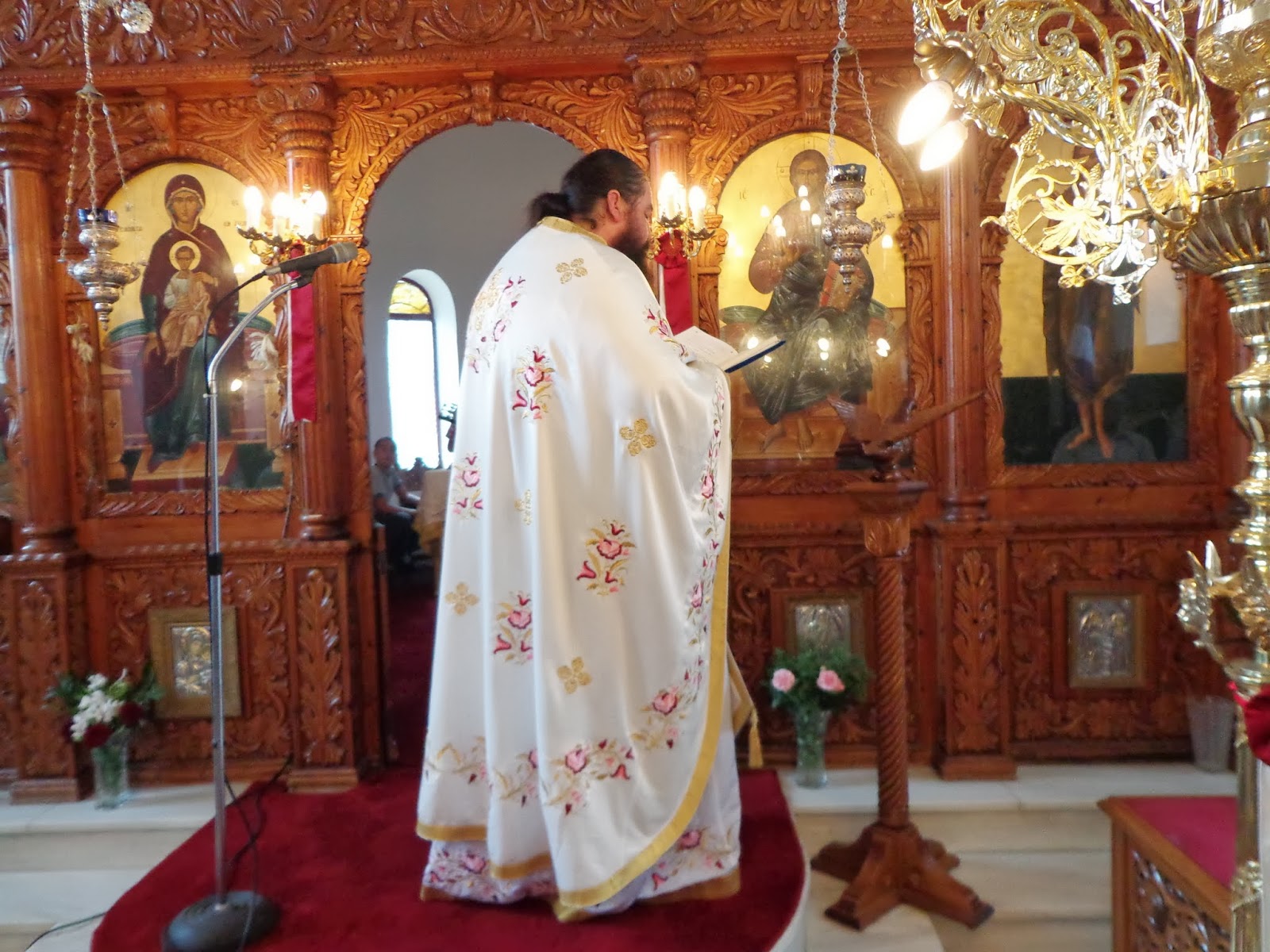 Θαβώρειο Φως: Ο ΗΓΟΥΜΕΝΟΣ ΤΗΣ ΙΕΡΑΣ ΜΟΝΗΣ ΑΓΙΟΥ ΠΑΥΛΟΥ ΑΓΙΟΥ ΟΡΟΥΣ ΣΤΟΝ ...