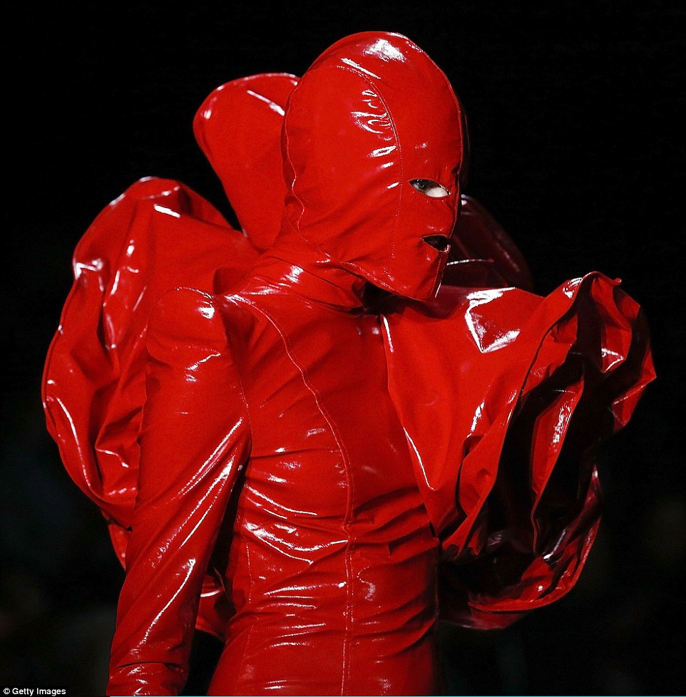 Carolyna's world: fashion in blood - Hu Sheguang