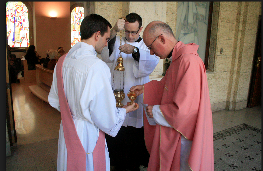 Ding,Dong, merrily on High : The Third Sunday in Advent, Gaudete Sunday